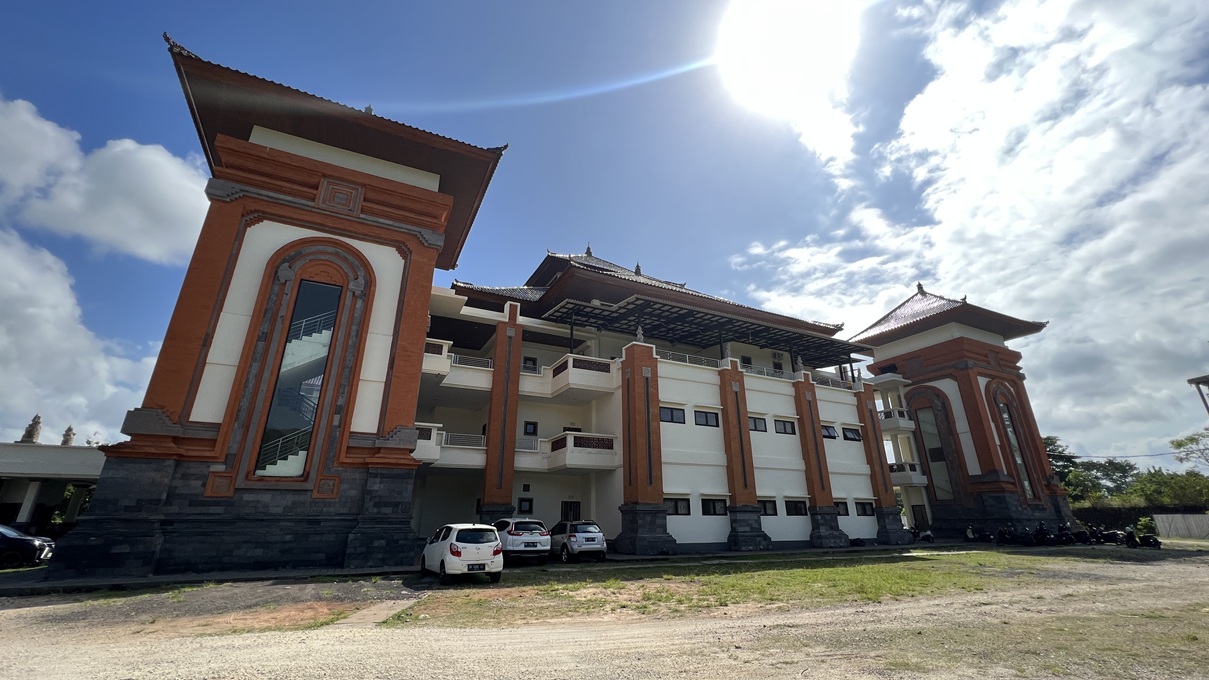 Universitas Udayana – Unggul, Mandiri, Berbudaya